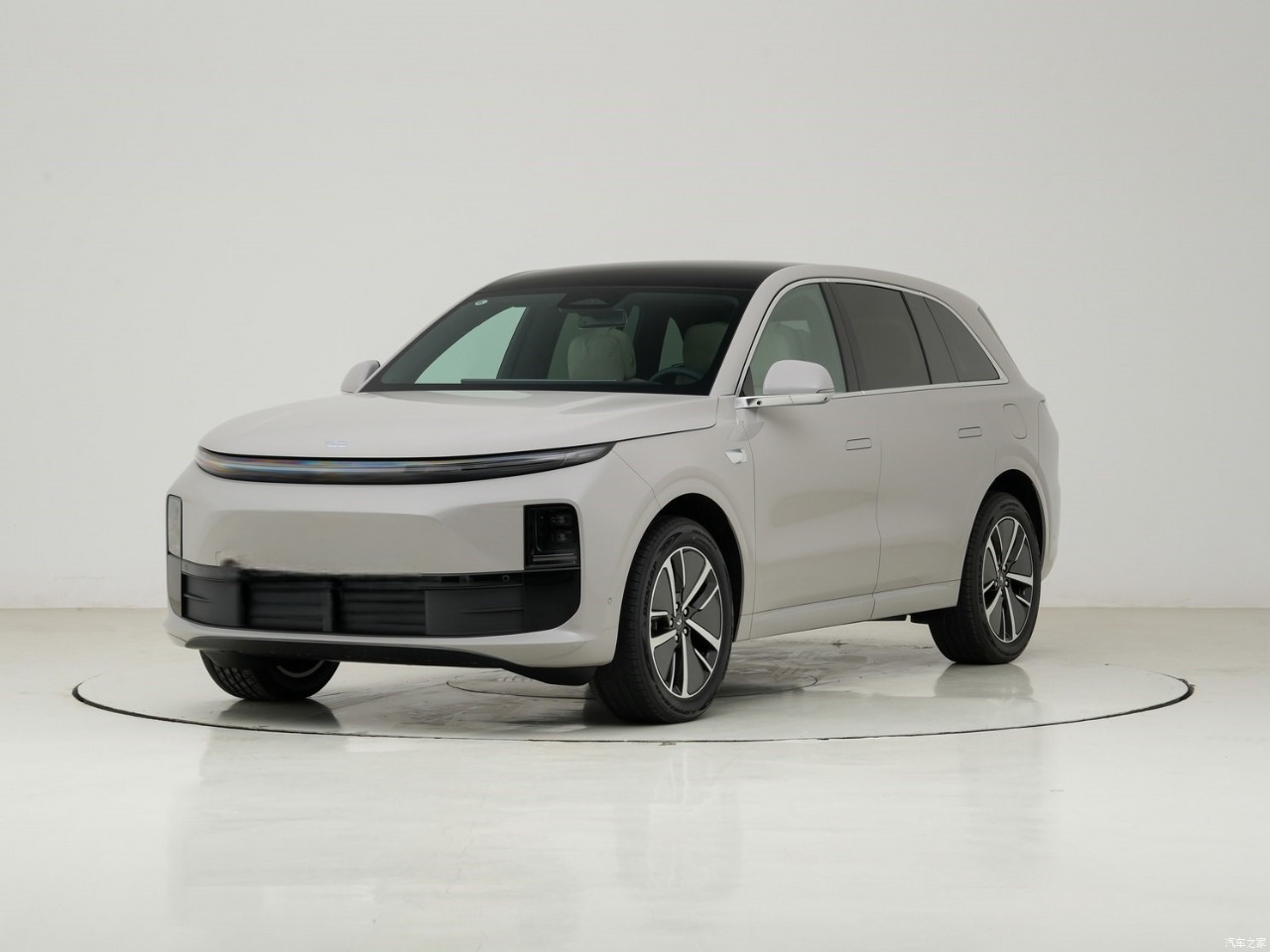 إطلاق Li Auto L6 الجديدة رسميًا وستظهر بمعرض بكين بالصين، فماذا تعرف ...